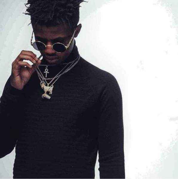 See Photos of Emtee new Trap House Mansion - ZAtunes