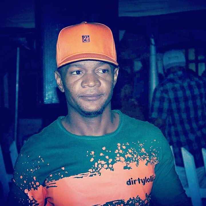 Mapentane & Calvin Fallo - Aresaya Ft. Pencil, Tswyza & Villa - ZAtunes