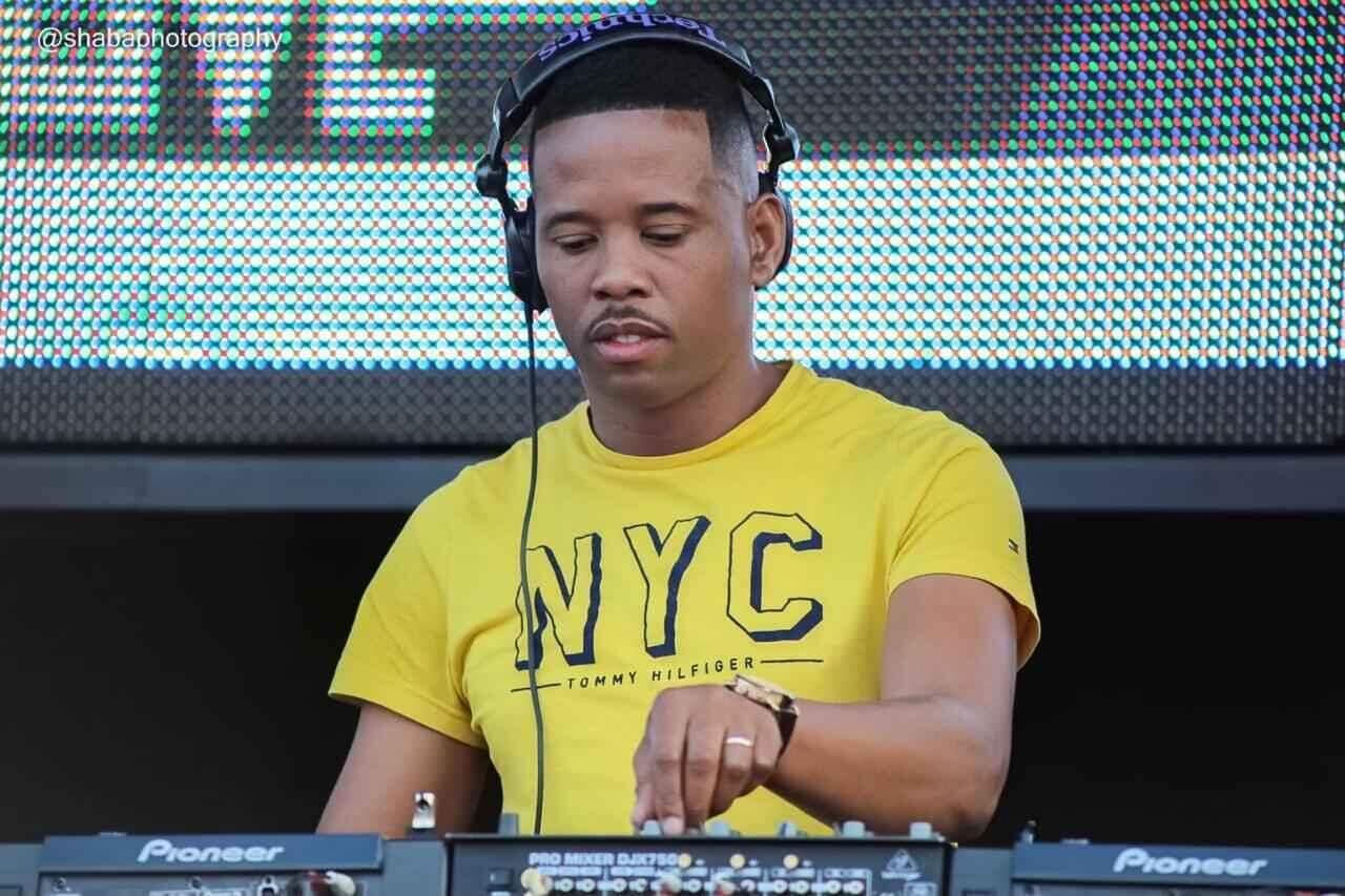 Dj Stokie - Exclusive Vocal Mix - ZAtunes