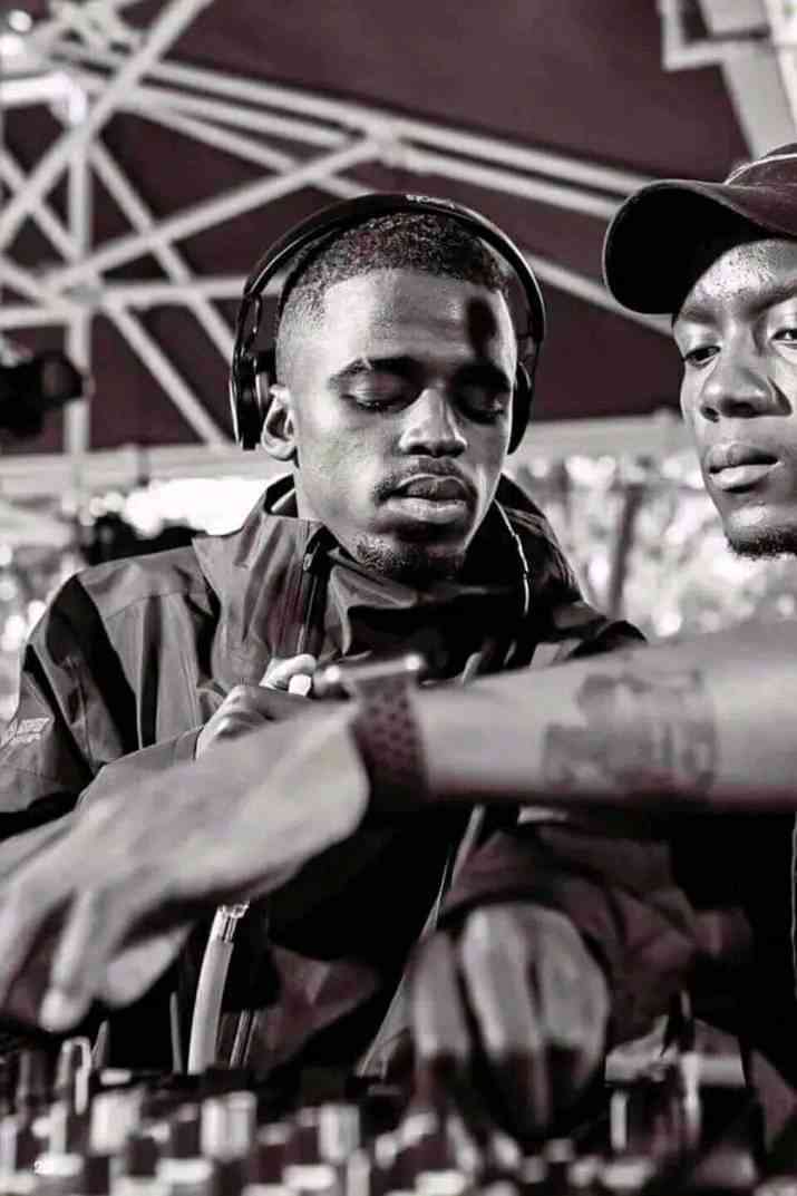 Nkulee 501 & Skroef28 - JM4 - ZAtunes