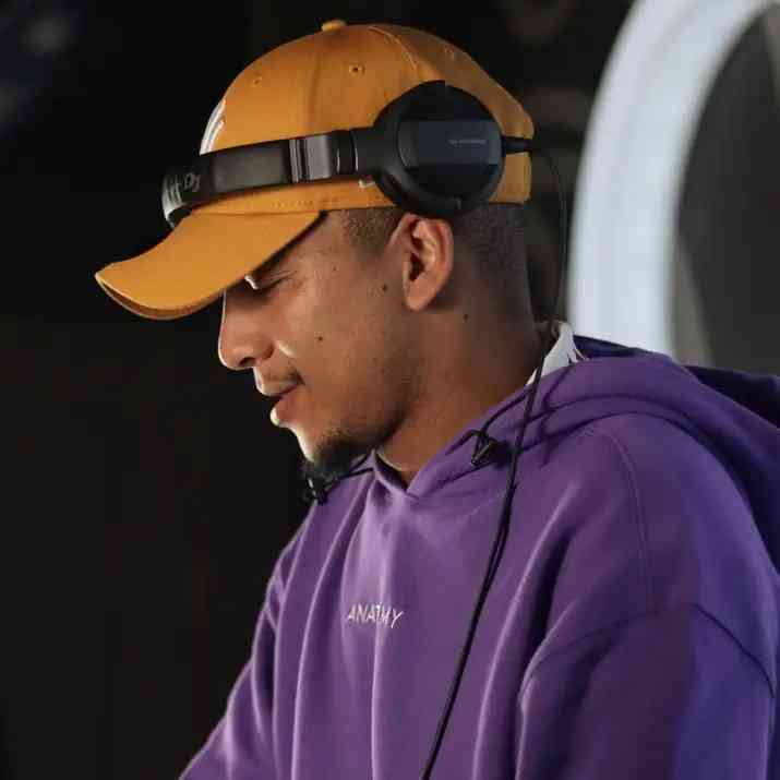 DJ Ice Flake - The Ice Flake Show Season 10 Episode 1 (Throwback ...