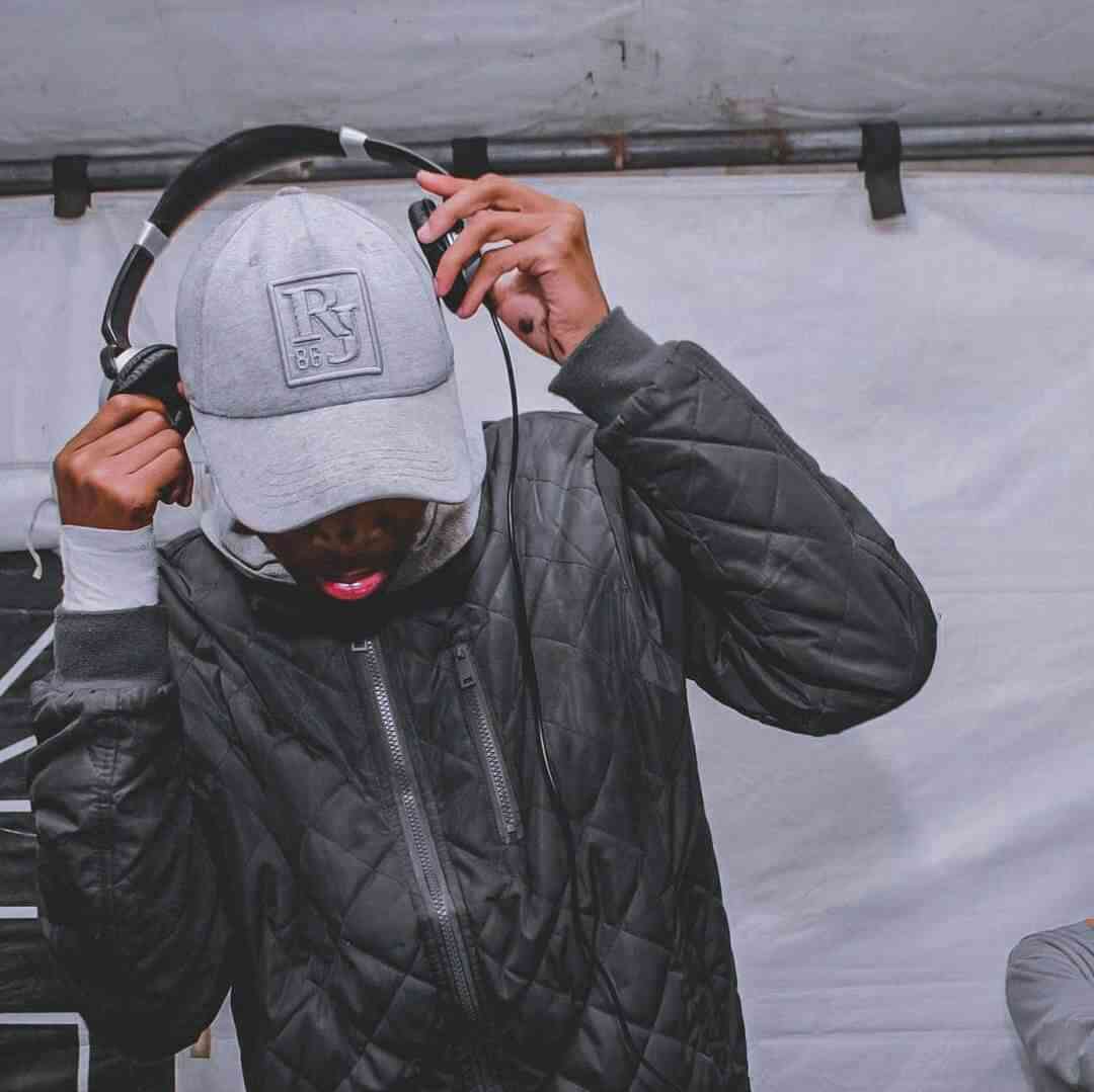 Creative Dj & Classic Kvy - Ivy Hub (Sgidongo) - ZAtunes